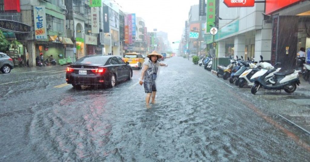 Typhoon Danas Update: Work and Classes Continue in Miaoli and Taichung ...