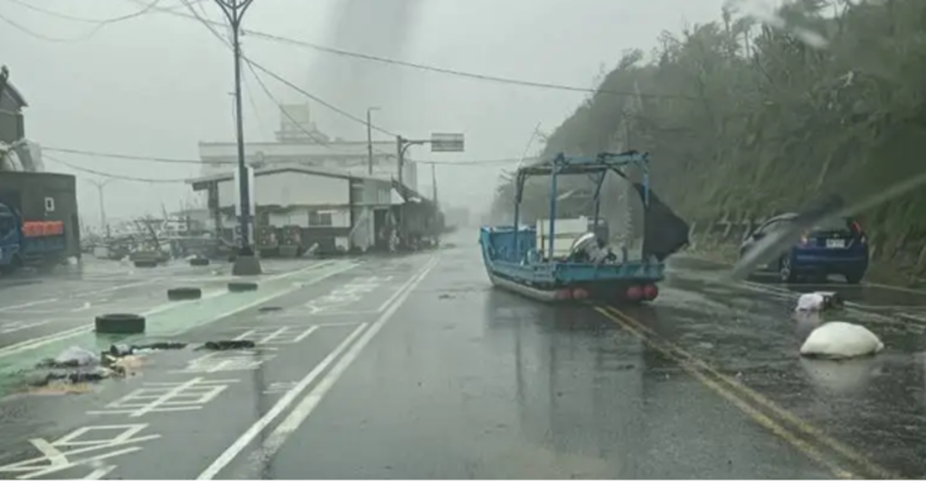 Typhoon Podul Slams Taiwan, Causing Severe Damage in Taitung